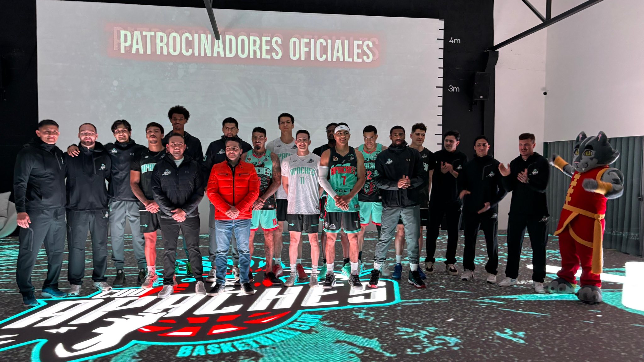 APACHES DE CHIHUAHUA PRESENTA A SU ROSTER Y SU NUEVA INDUMENTARIA DE ...